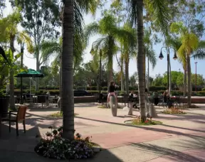 Esplanade Plaza, Oxnard